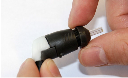 Titan | How to Change the Probe Tip | Interacoustics